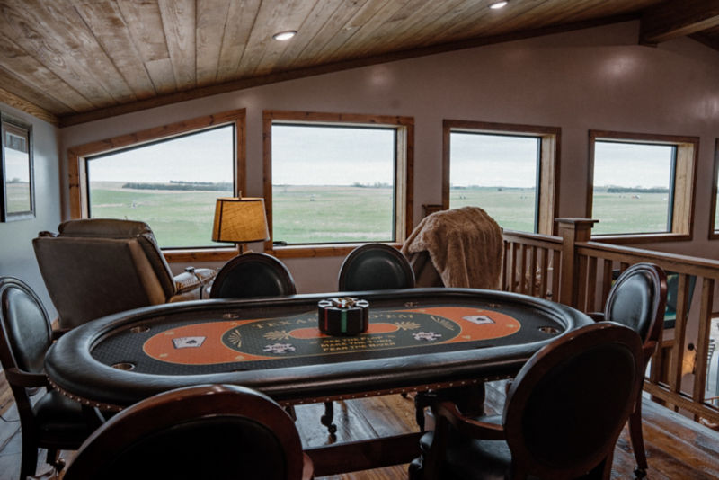Mossy Pond Lodge, Nebraska Wingshooting Lodge | Orvis